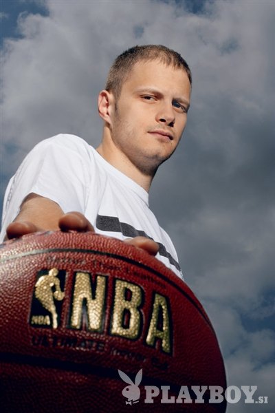 20V: Rašo Nesterović - Metropolitan.si