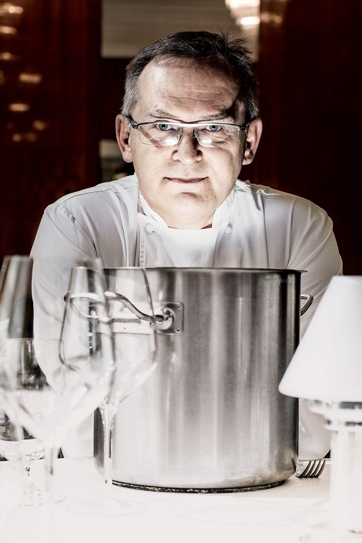 Janez Bratovž: Če bi vso ponudbo zapisali na jedilnik, bi bil predolg ...