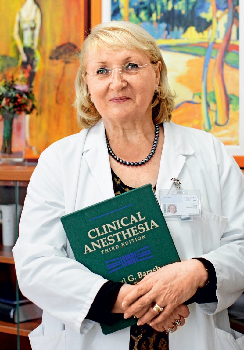Dr.med. Vesna Novak Jankovič: "Anesteziologi smo kot piloti v letalu ...