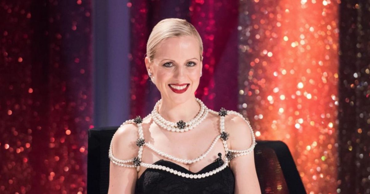 Modni oblikovalec, reši te lahko le vplivnež - Moda in lepota ...