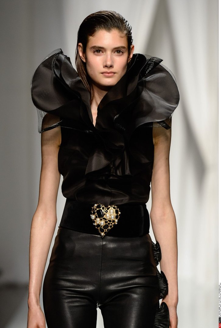 Poslovil se je modni oblikovalec Emanuel Ungaro - Metropolitan.si