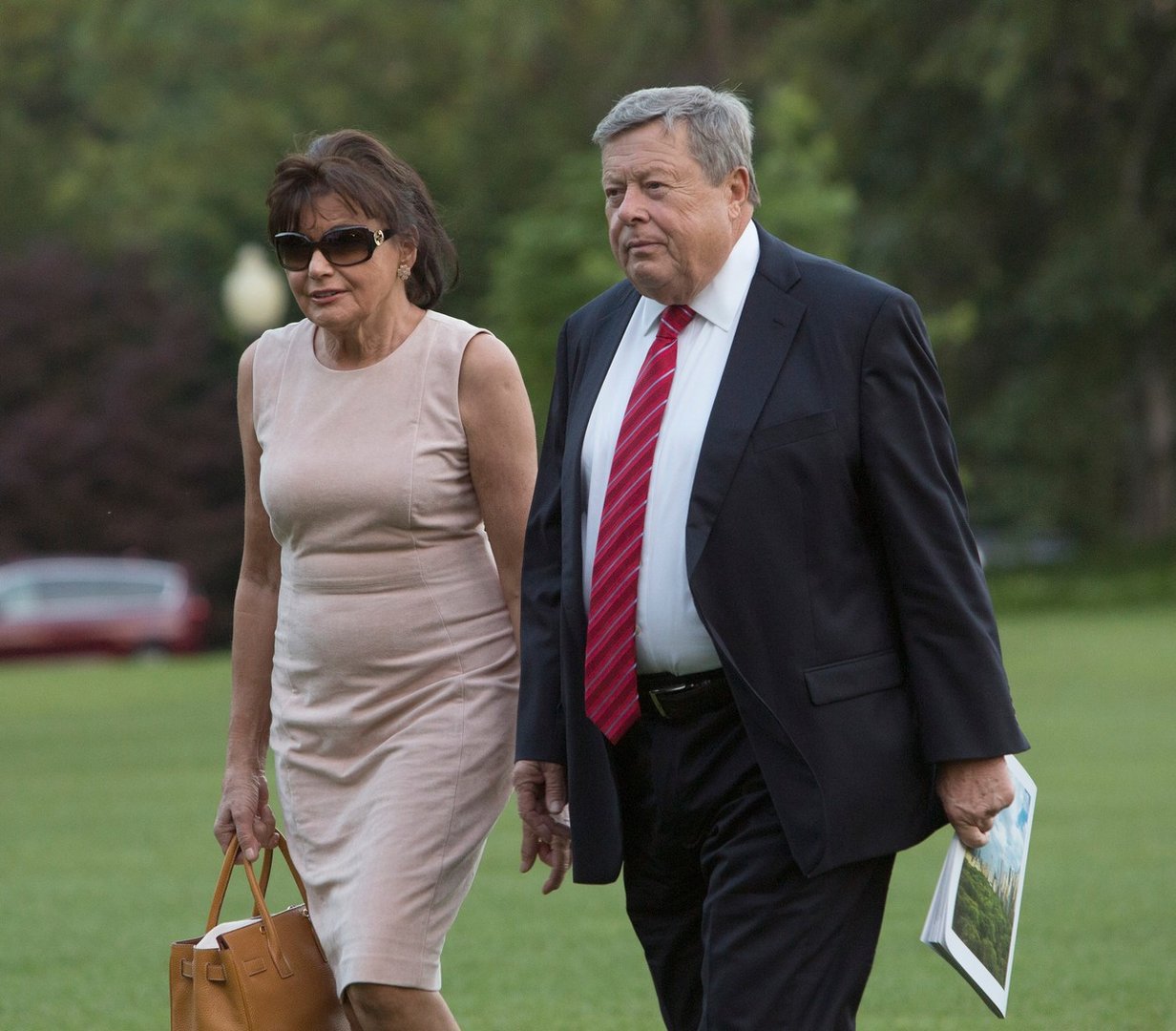Ljubljansko sodišče odločilo v prid očetu Melanie Trump - Metropolitan.si