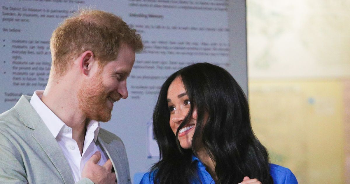 Harry in Meghan nista prva, ki se umikata iz britanske kraljeve družine ...