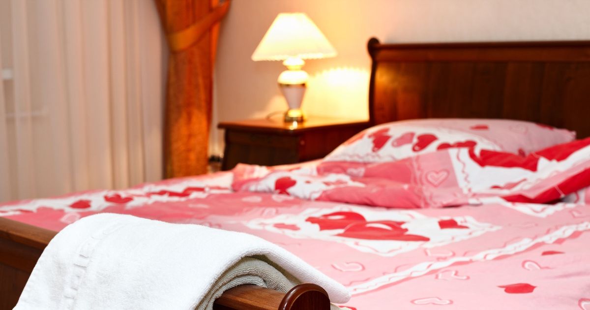 Hoteli v Rusiji morajo prijaviti zunajzakonske pare v isti sobi ...