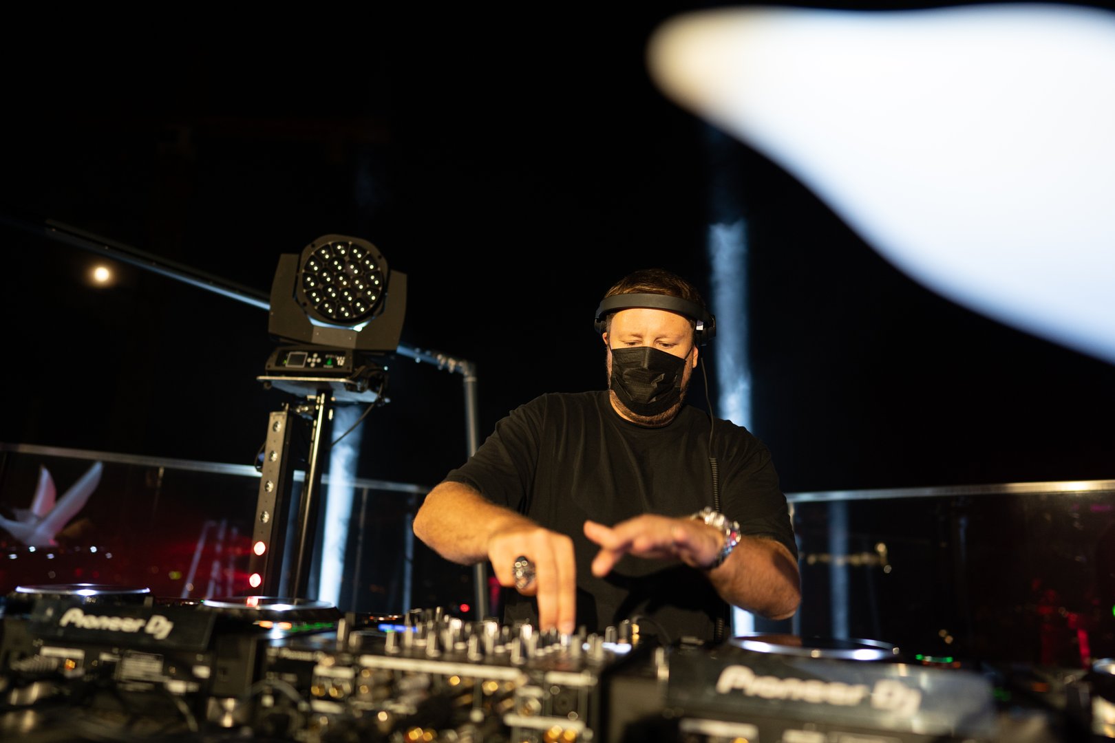 Premierno za Auroro je občinstvo razgrel DJ Umek - Novice - Metropolitan.si