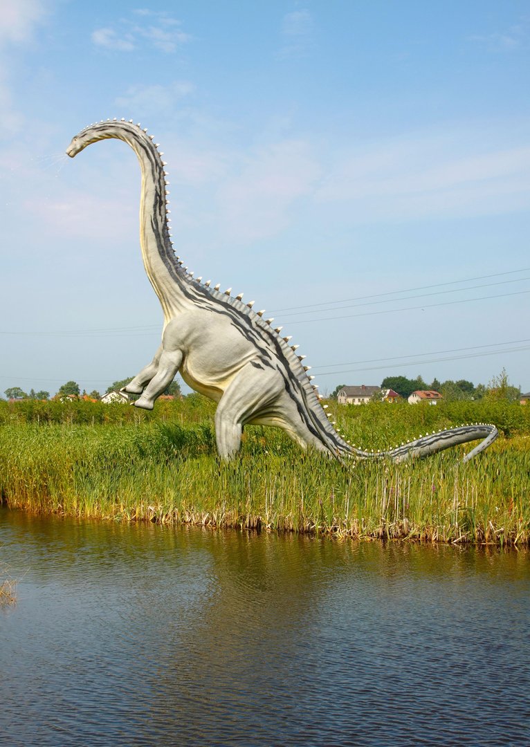 Kaj imata skupnega kombajn in diplodok? - Metropolitan.si