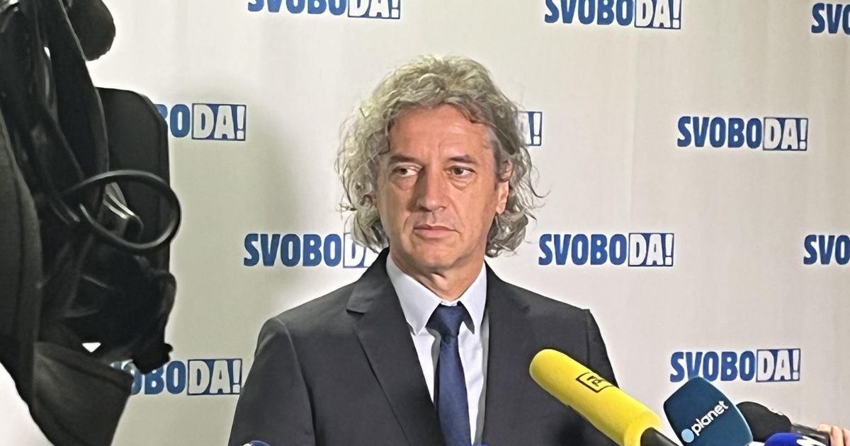 Kaj je Robert Golob povedal o odstopu Marte Kos od predsedniške kandidature? - Slovenija ...