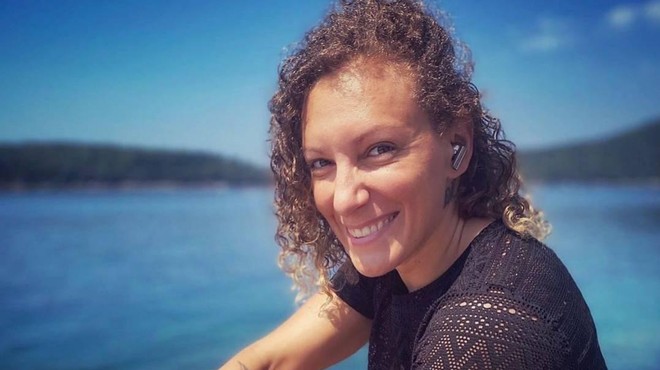 Poglejte, v kakšnem čudovitem domu živi Ilka Štuhec! Očarani boste ...