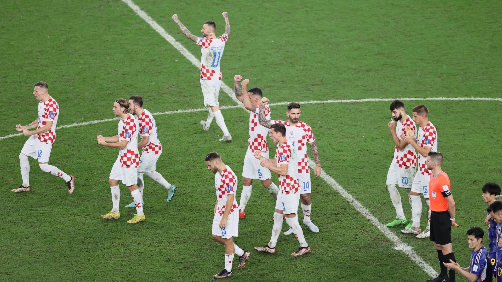 Naši sosedi proslavljajo: po enajstmetrovkah v četrtfinale svetovnega ...