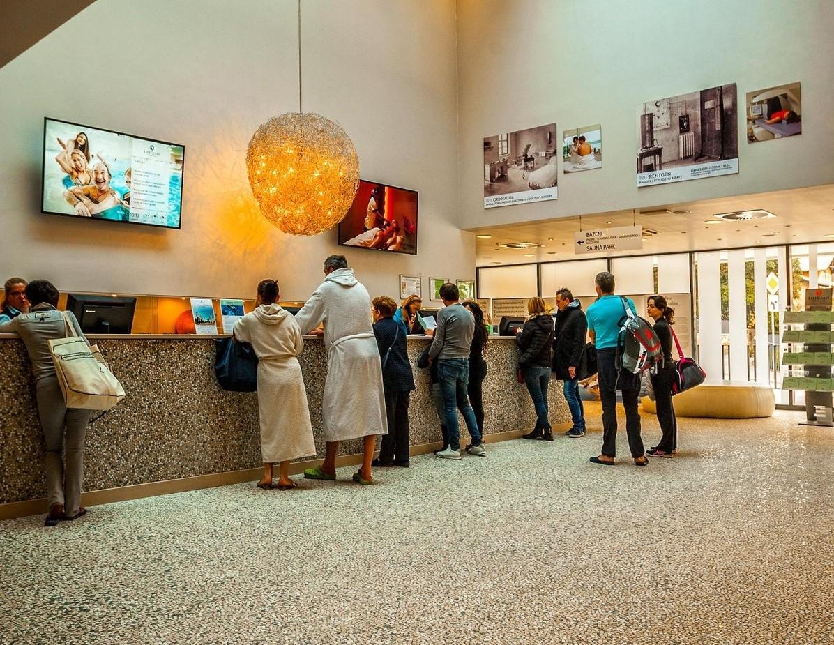 Občutno več jih je: turisti iz te države imajo Slovenijo letos še ...