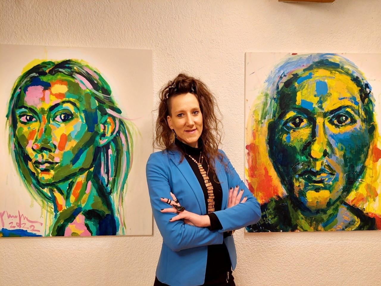 Akademska slikarka Nuša Smolič o stopanju iz cone udobja: "Če imaš ...