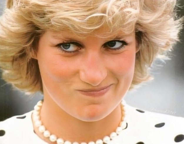 Umetna inteligenca pokazala, kako bi princesa Diana izgledala danes, če ...