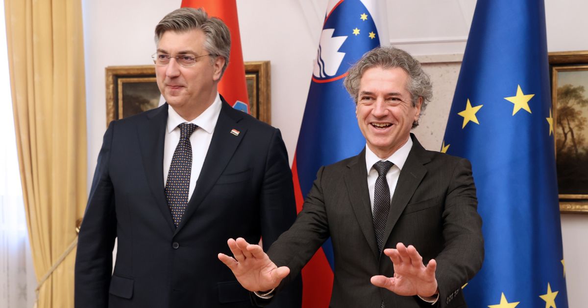 Golob nasmejan ob boku Plenkovića: o čem sta se pogovarjala in ... katero temo sta pometla pod ...