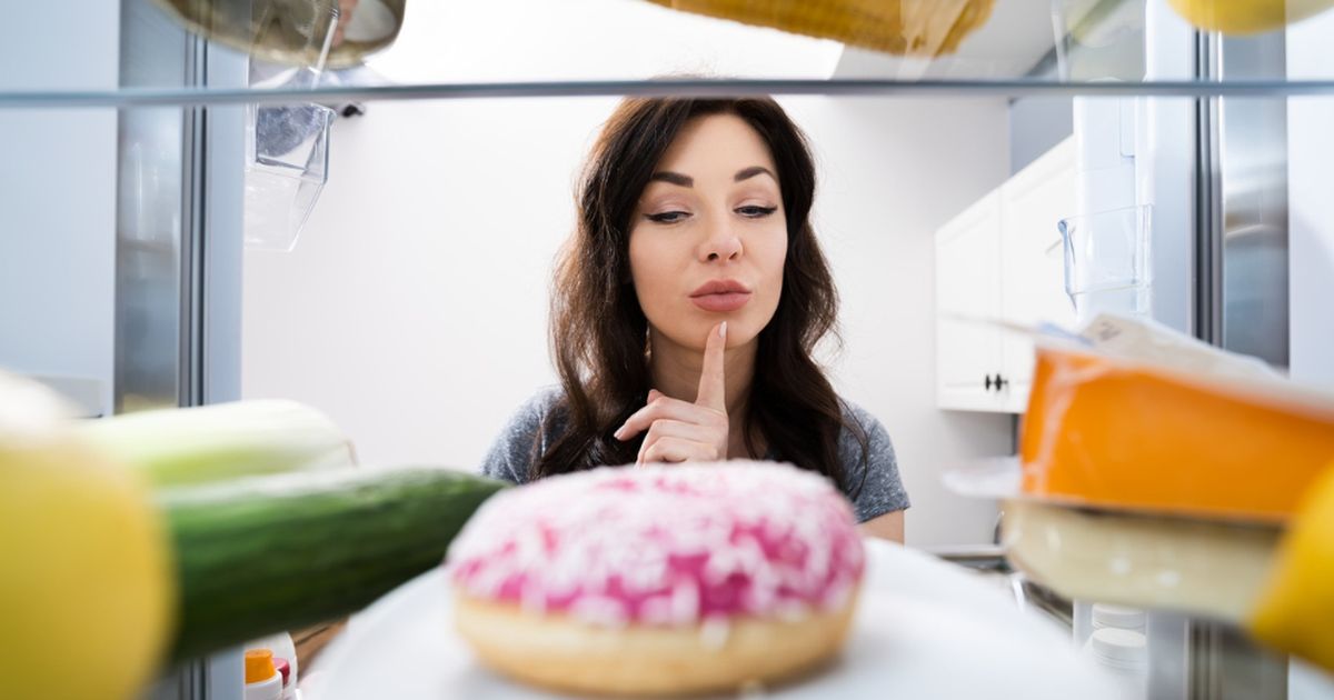 Se zalotite, da jeste, četudi niste lačni? Za tem se lahko skrivajo ...