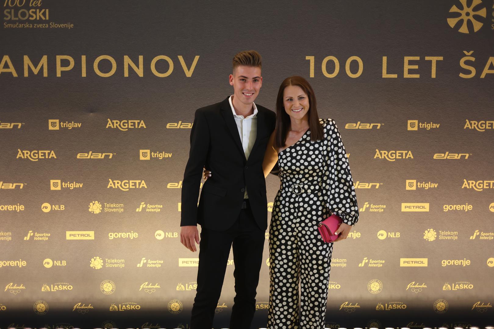 Timi Zajc zaljubljen do ušes: tako je poziral s svojo več kot 10 let ...