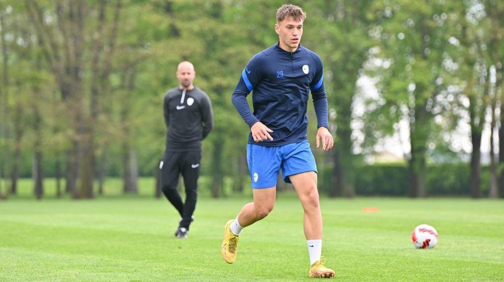 Trenutek, ki ga ne bodo pozabili nikdar, ali kako je nogometna legenda ...