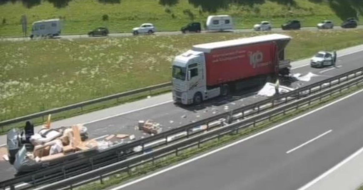 Avtocesta ob izvozu Maribor v celoti zaprta: zgodila se je huda ...