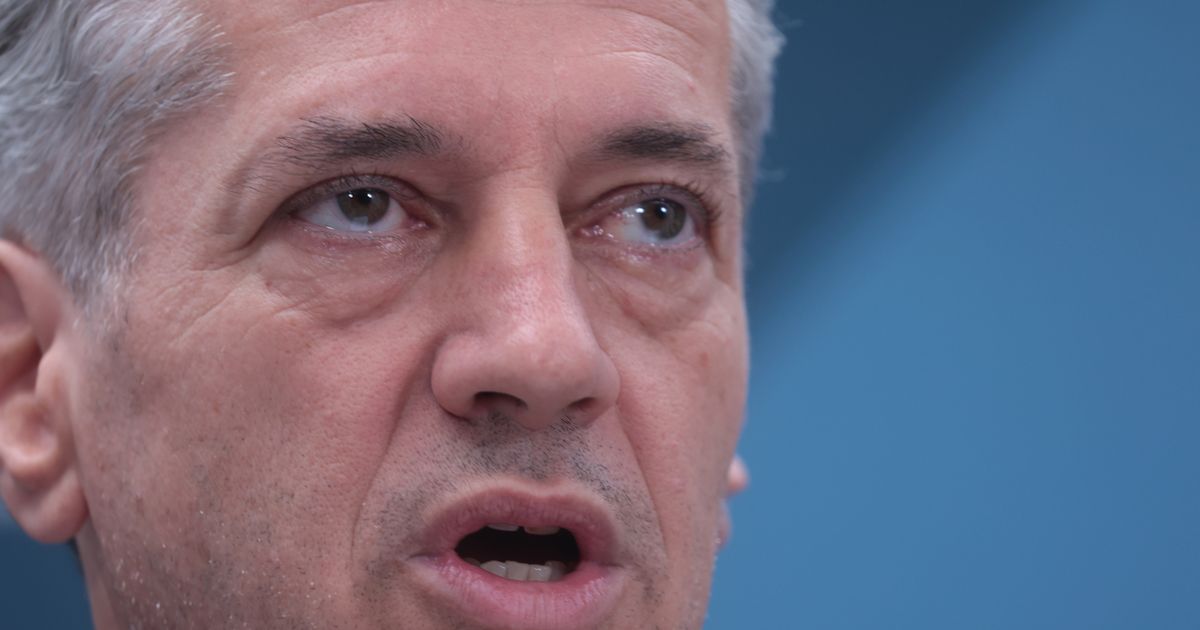 Robert Golob povedal, kaj si misli o napadu na policista, ki se je zgodil na shodu sredi ...