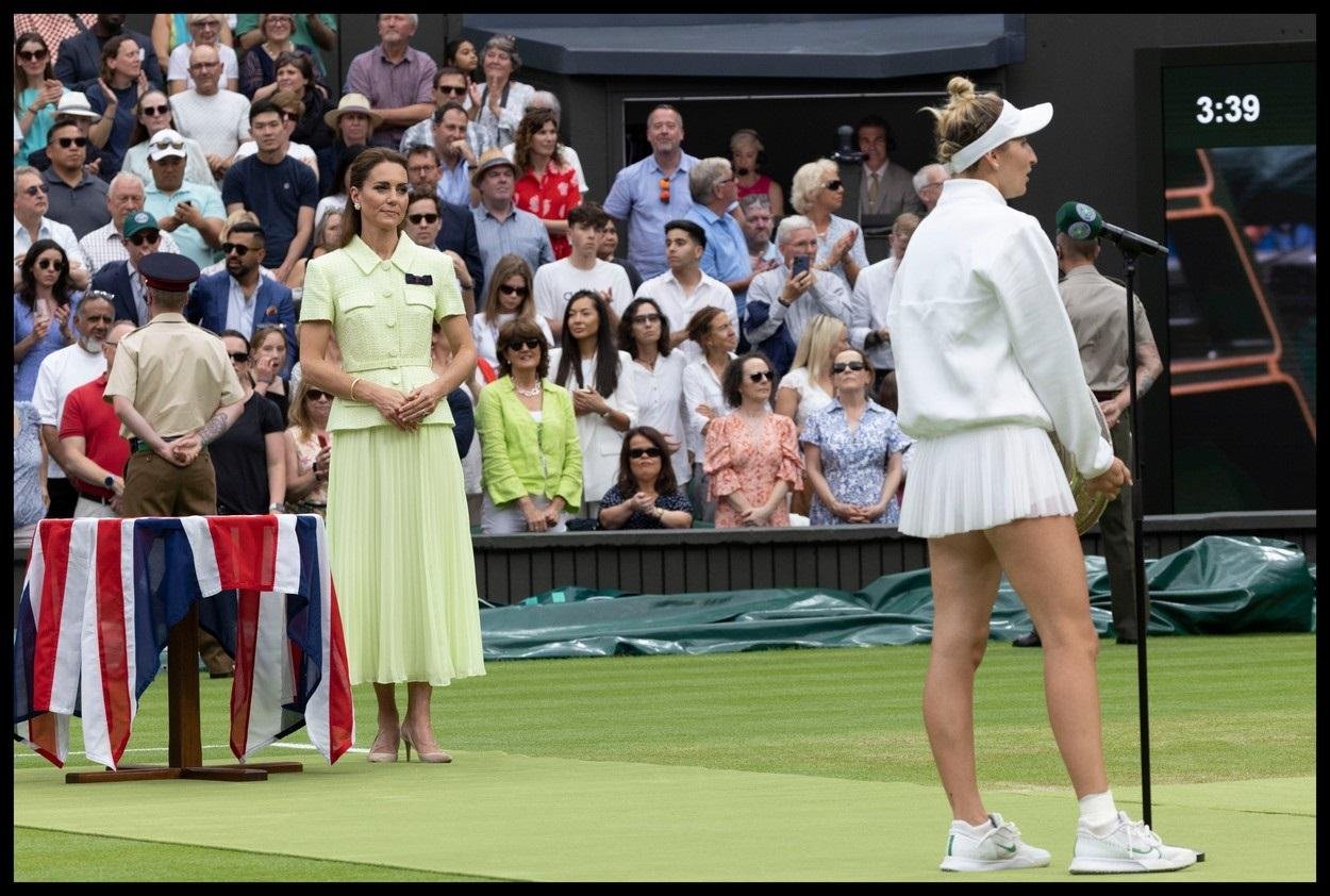 Bila je popolna! Kate Middleton v barvi, ki jo je oboževala tudi ...