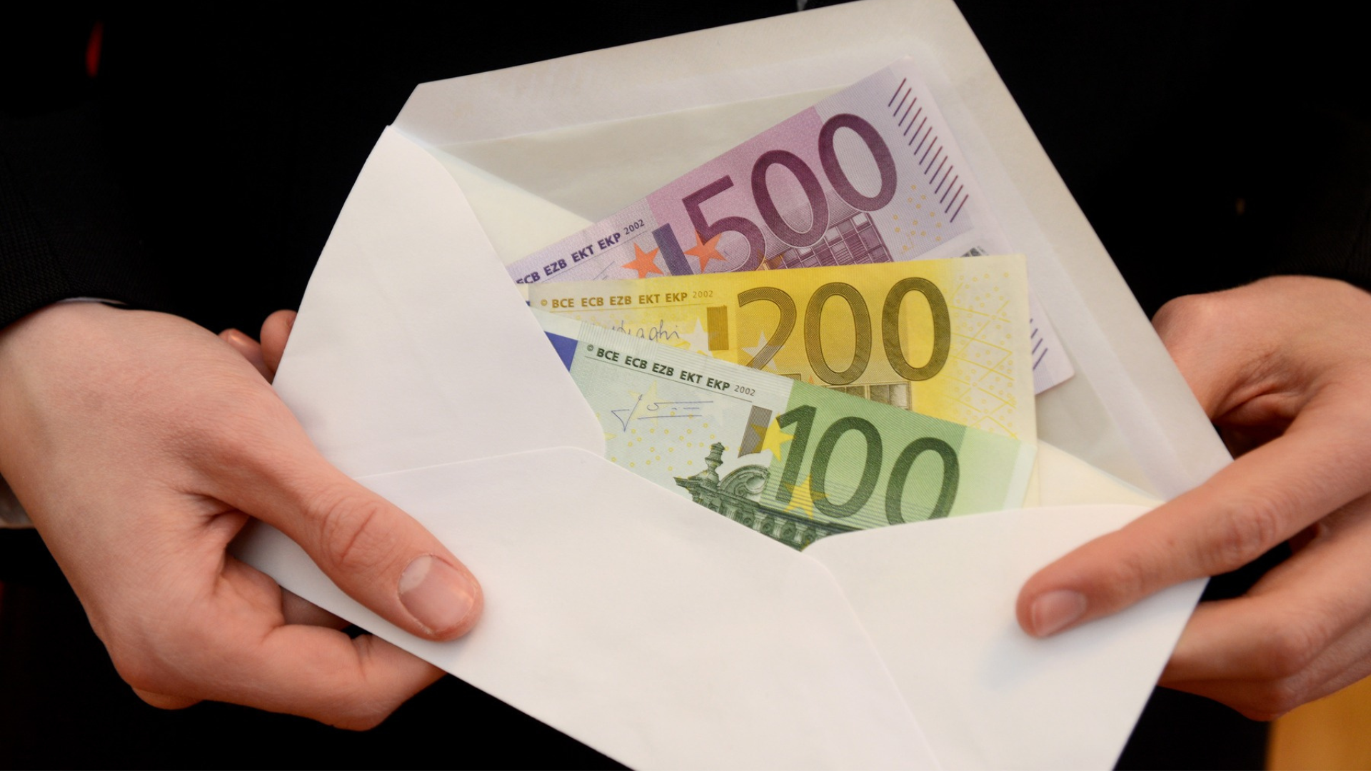 Nezaslišano, kaj si je privoščila pomočnica direktorice mariborskega ... Nezaslišano, kaj si je privoščila pomočnica direktorice mariborskega ...