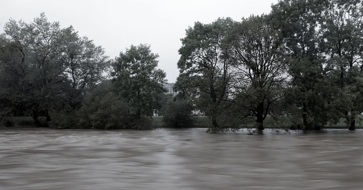 Razmere so se umirile, vendar Slovencem še vedno grozi ... - Slovenija - Metropolitan.si