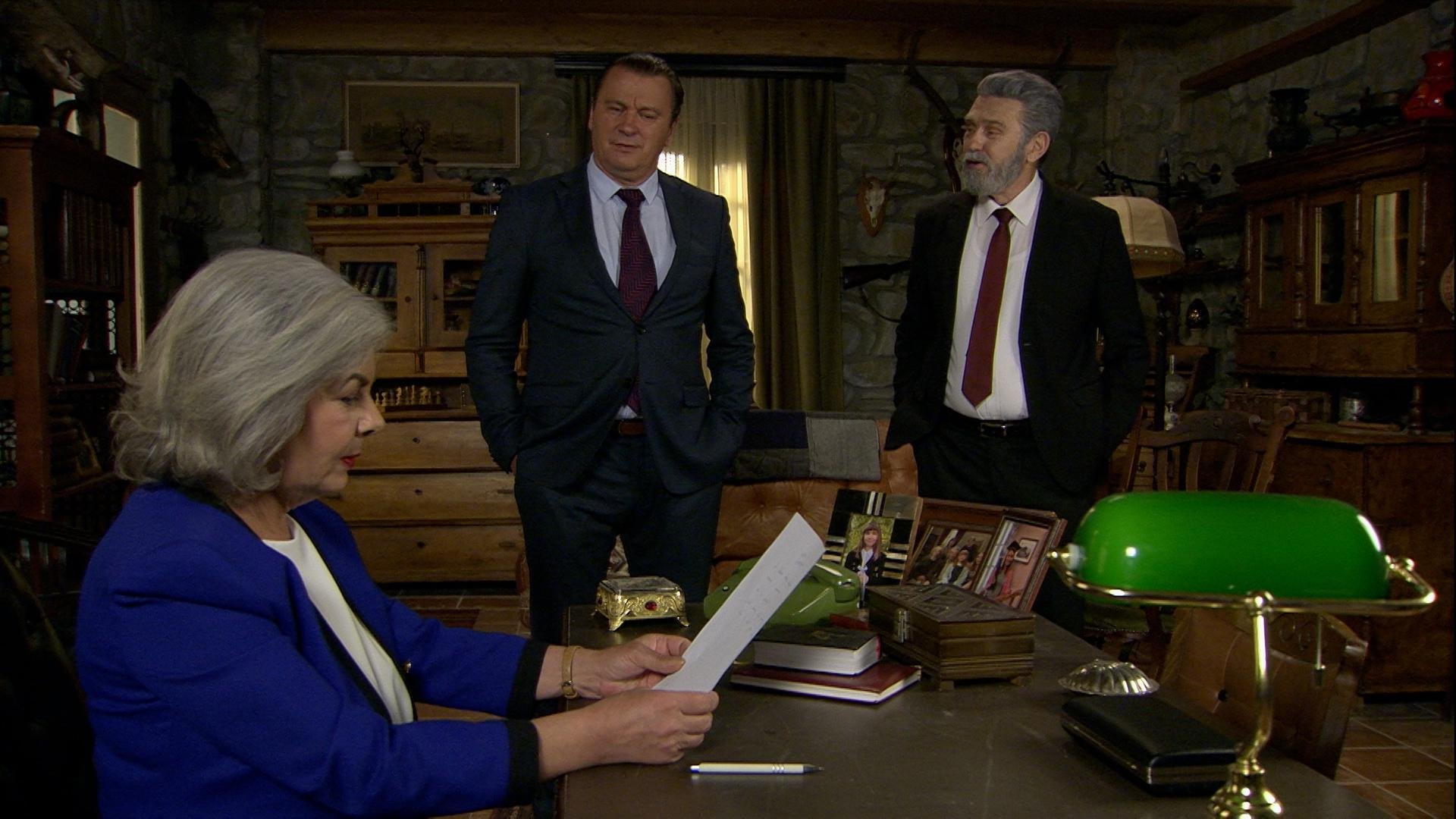 Nepričakovano: v največji tajnosti snemajo 4. sezono serije Botri ...