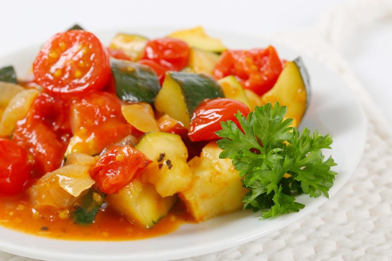 Ste vedeli, da je ta zelenjava bolj zdrava, če jo skuhate ...