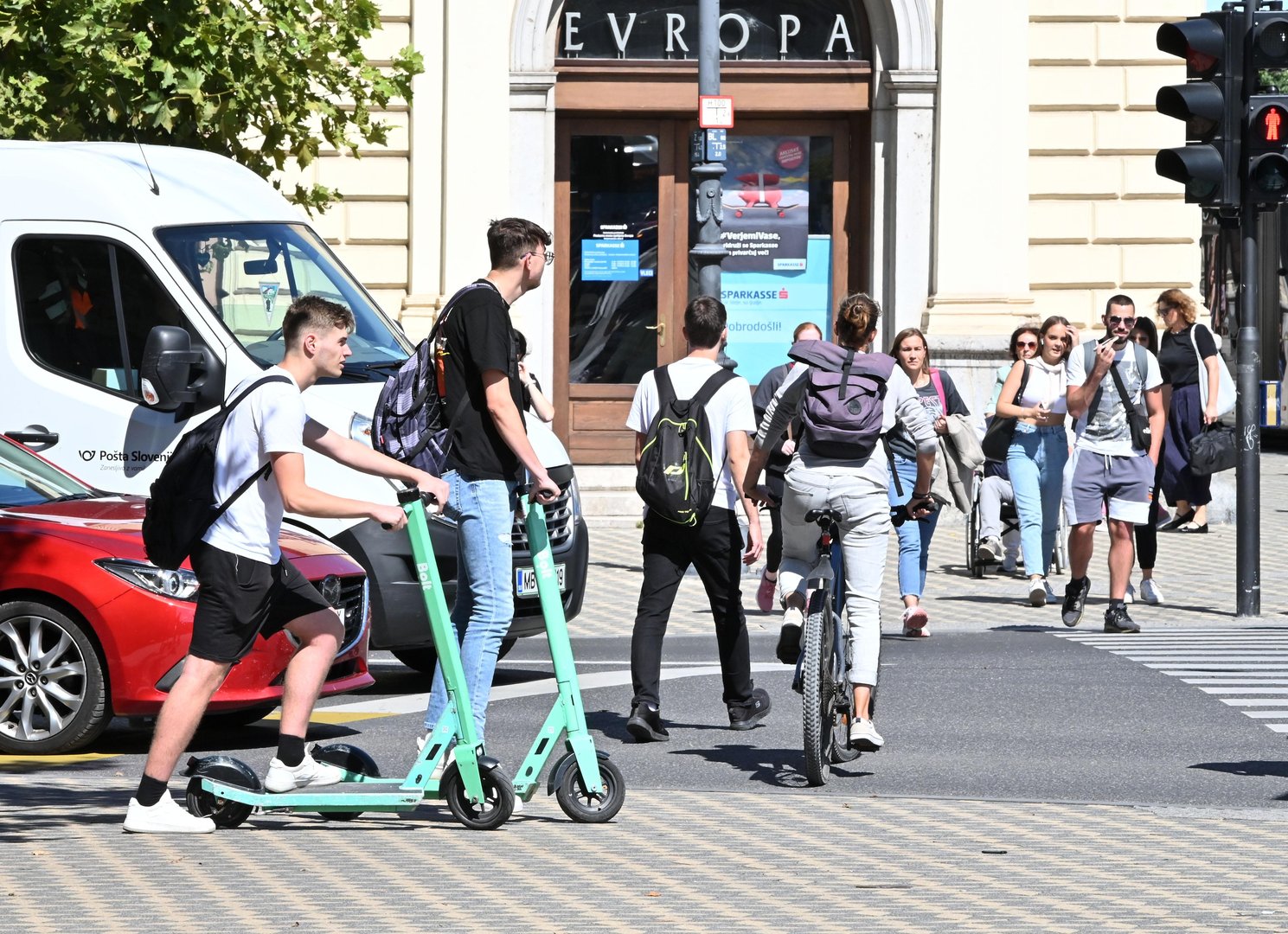 Anarhija v glavnem mestu? "Stanje mirujočega prometa je katastrofa ...