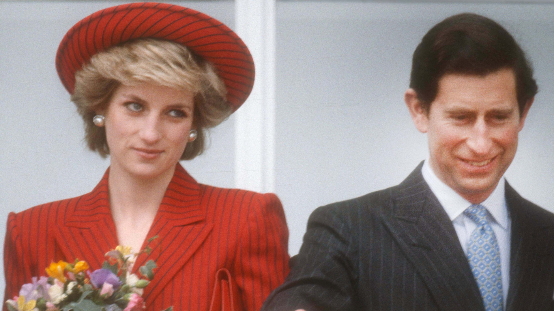 Legendarni kos oblačila, ki ga je nekoč nosila princesa Diana, prodali ...