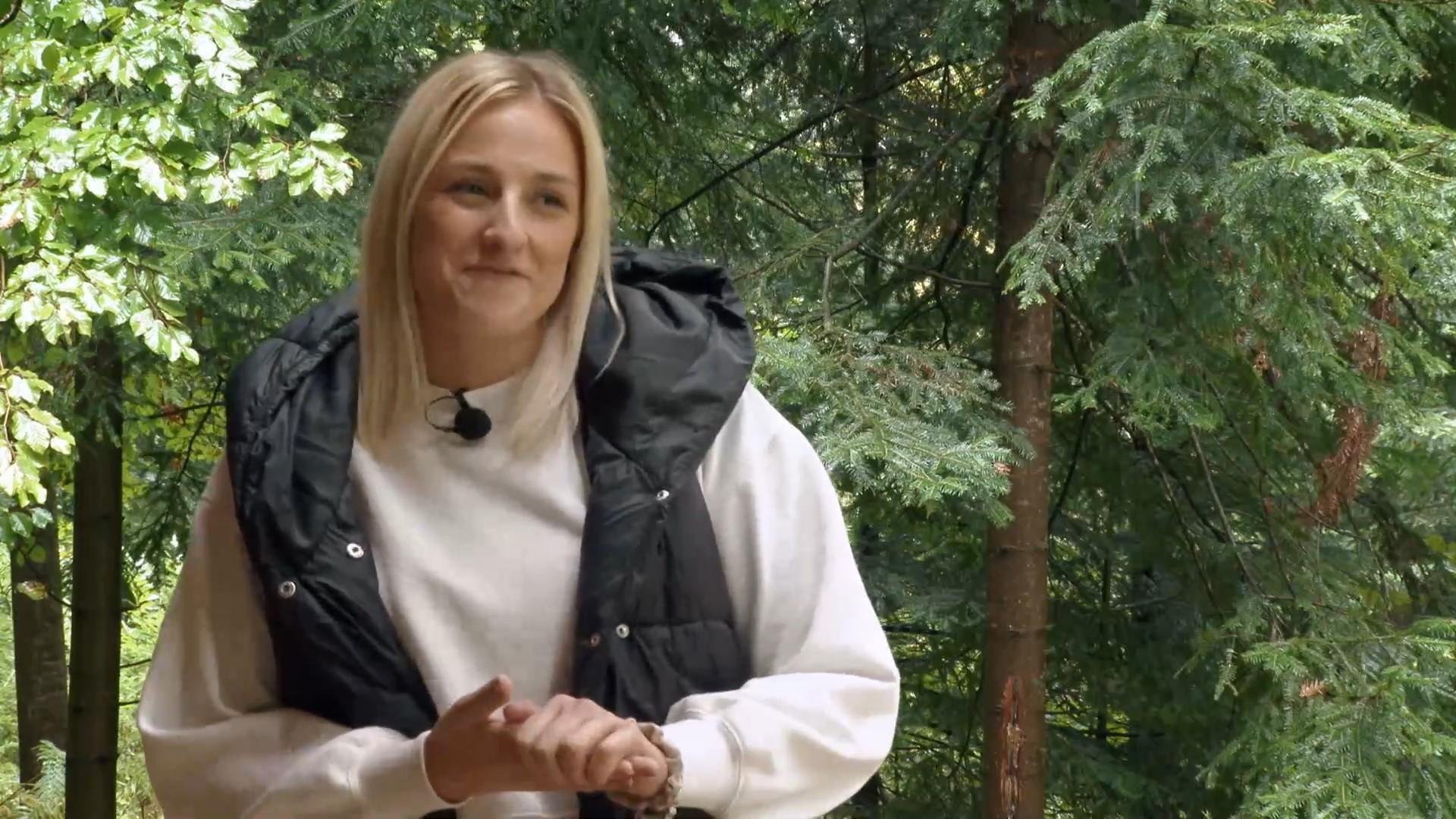 Kmetija: na posestvo prihaja dekle, za katero je Žan potrdil, da je ...