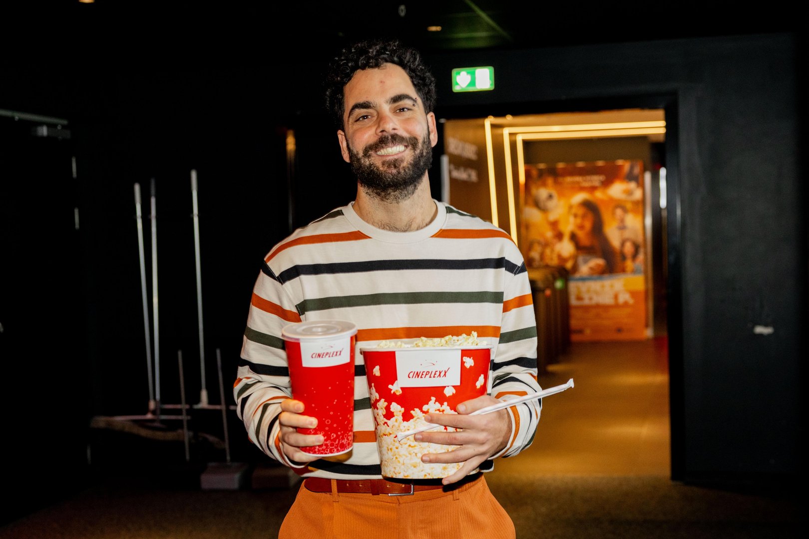 FOTO: Bojan Cvjetićanin blesti na velikem platnu (družbo mu dela prav ...