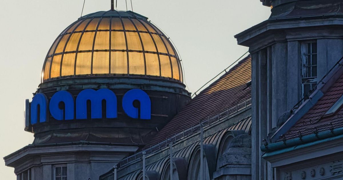 Prodajajo Namo! (Simbol Jugoslavije čakajo negotovi časi) - Metropolitan.si