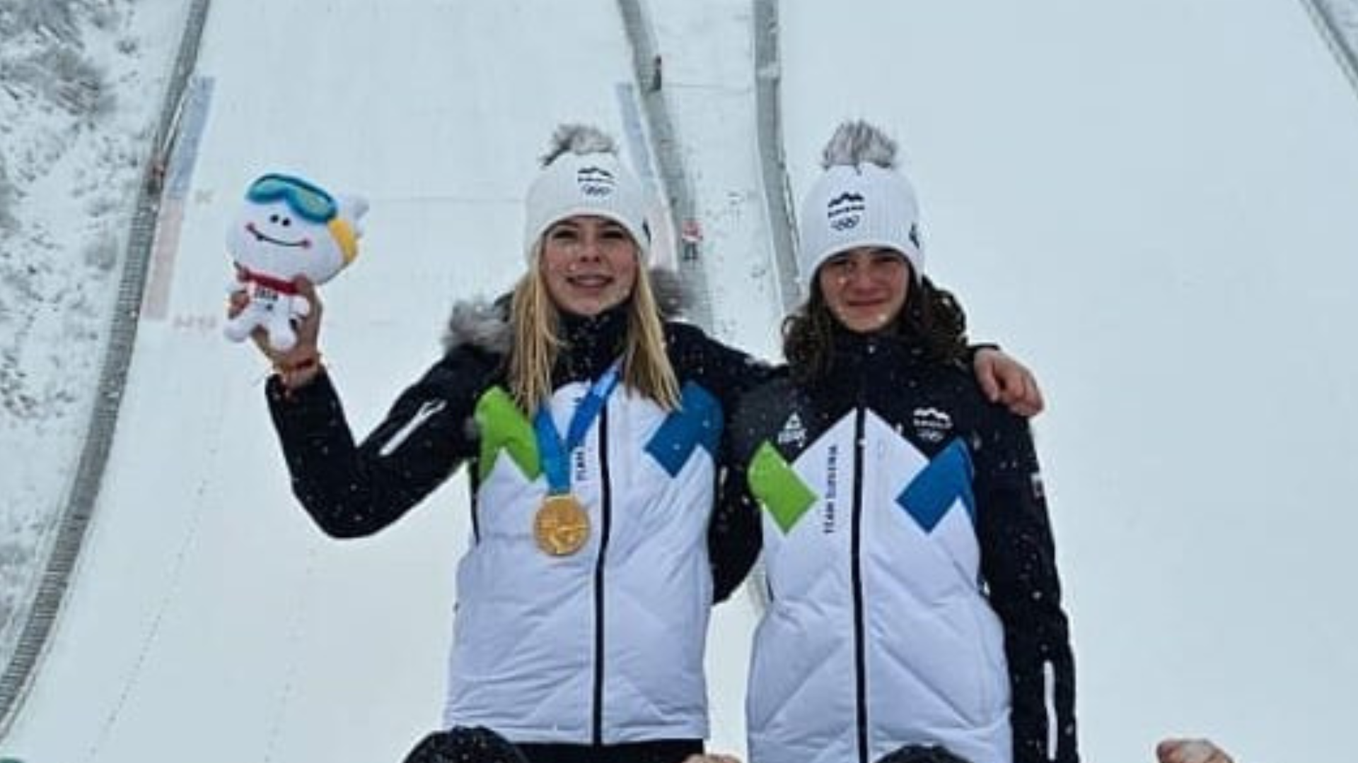 Že prvi dan zlata kolajna! Slovenija ima mladinsko olimpijsko prvakinjo ...