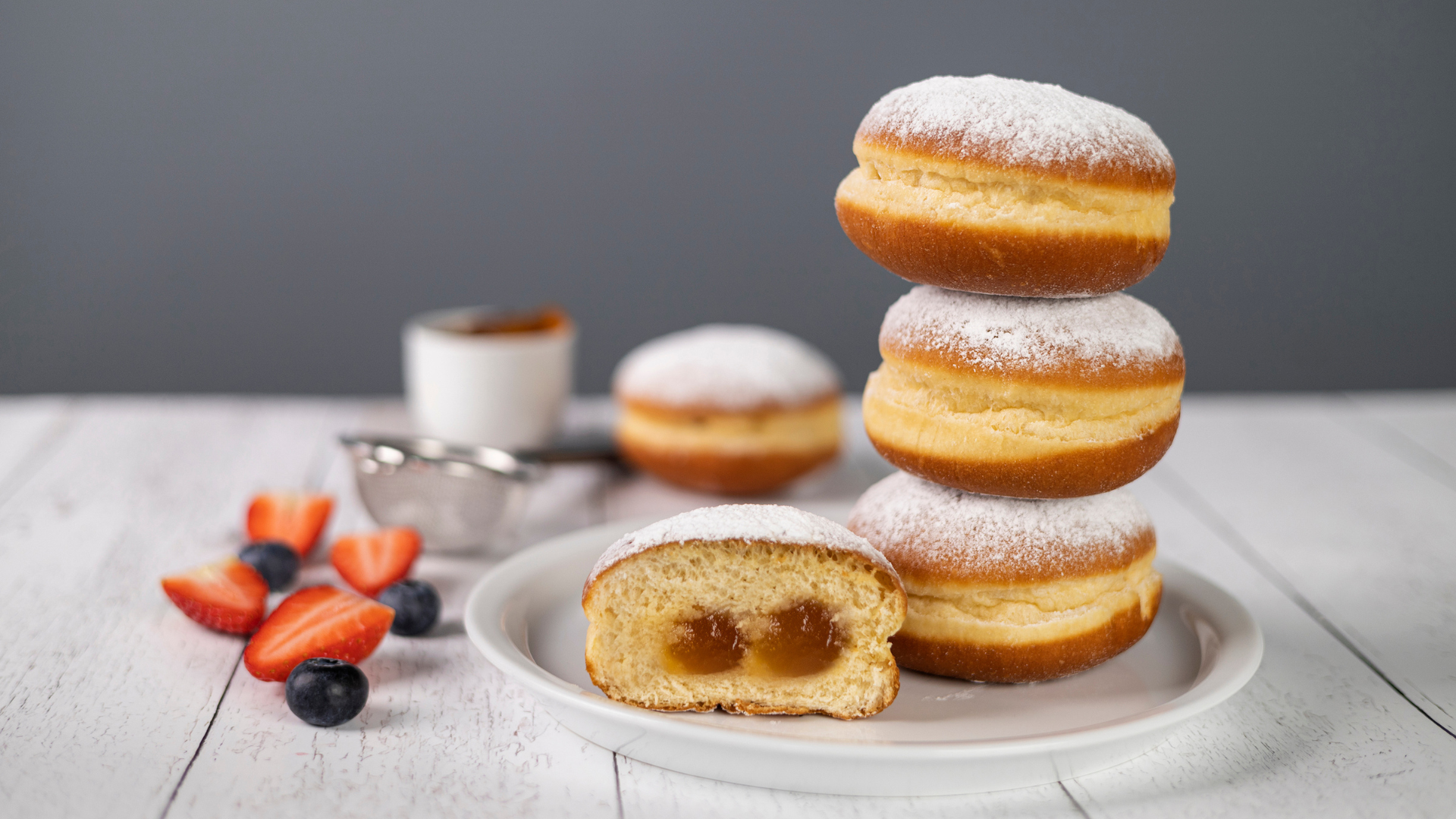 Domači ali iz trgovine? Kje dobiti najboljši pustni krof? - Metropolitan.si