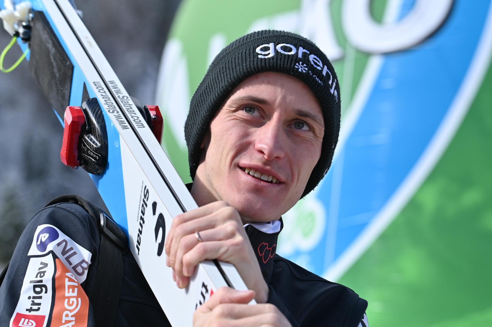 Ob koncu izjemne kariere Peter Prevc prejel plaketo: "To so odlike ...