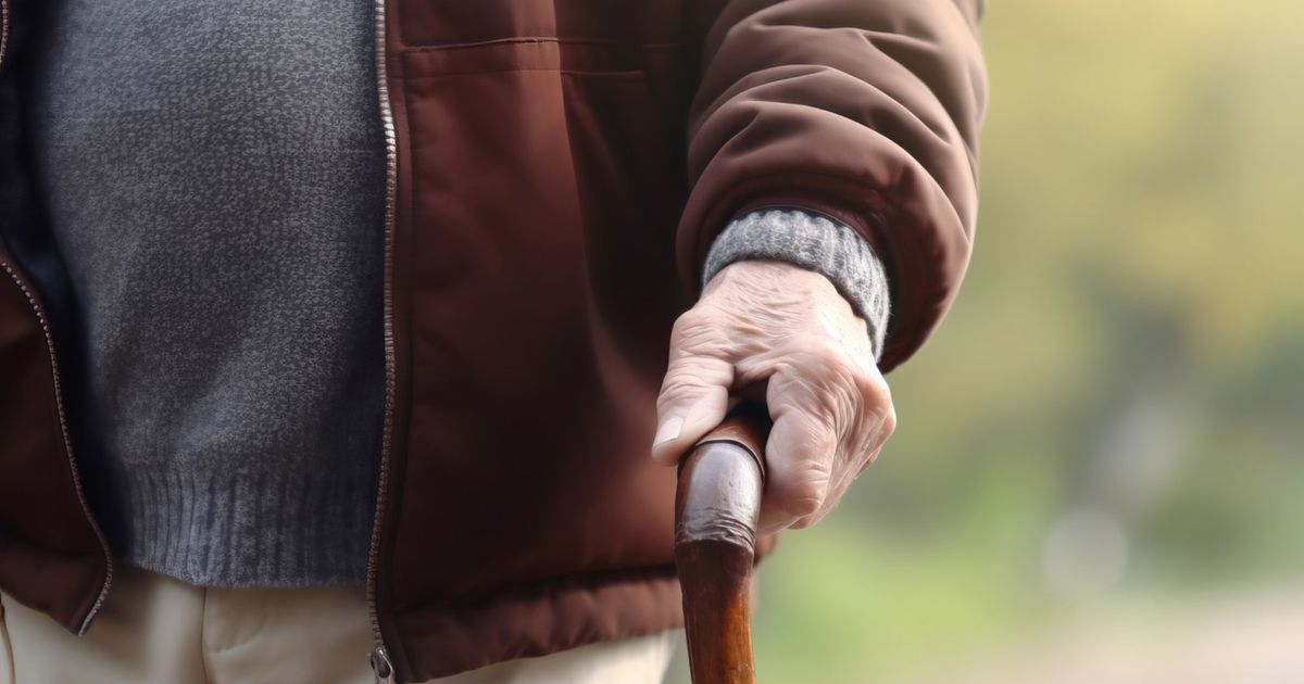 Najstarejši človek na svetu - šteje 111 let - razkril skrivnost dolgega ...