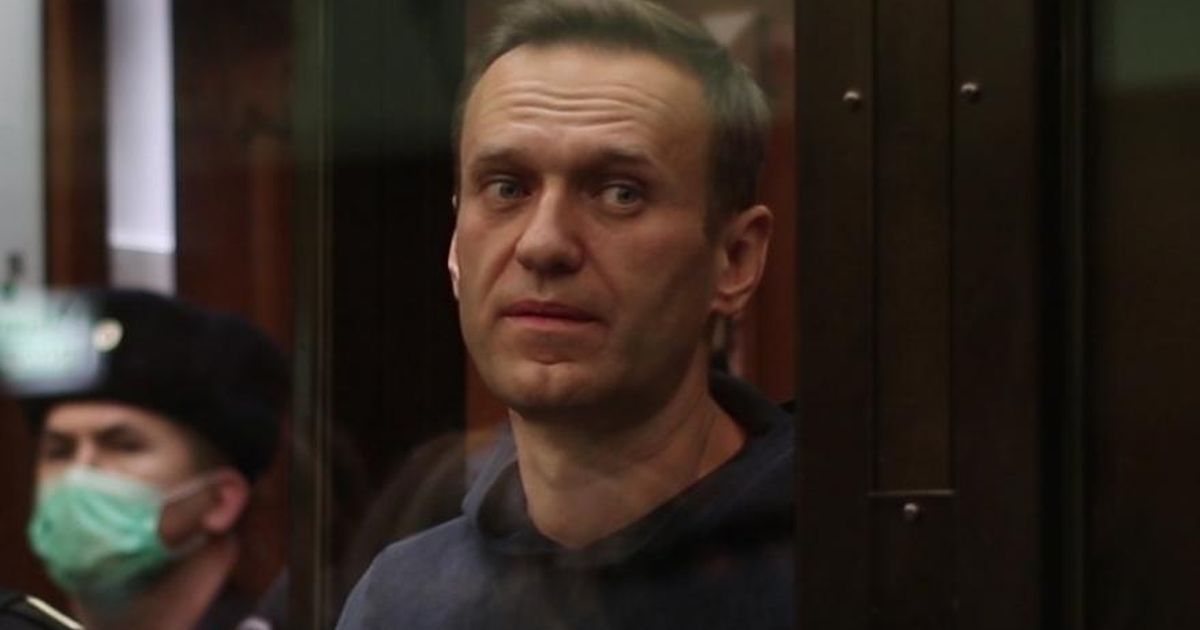 Pricurljale grozljive podrobnosti o smrti Alekseja Navalnega: Štiri ure ...
