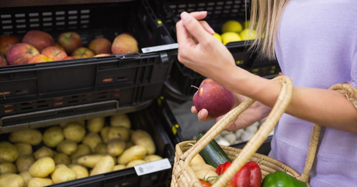 Umaknili sadje, v katerem so ugotovili preseženo mejno vrednost ...