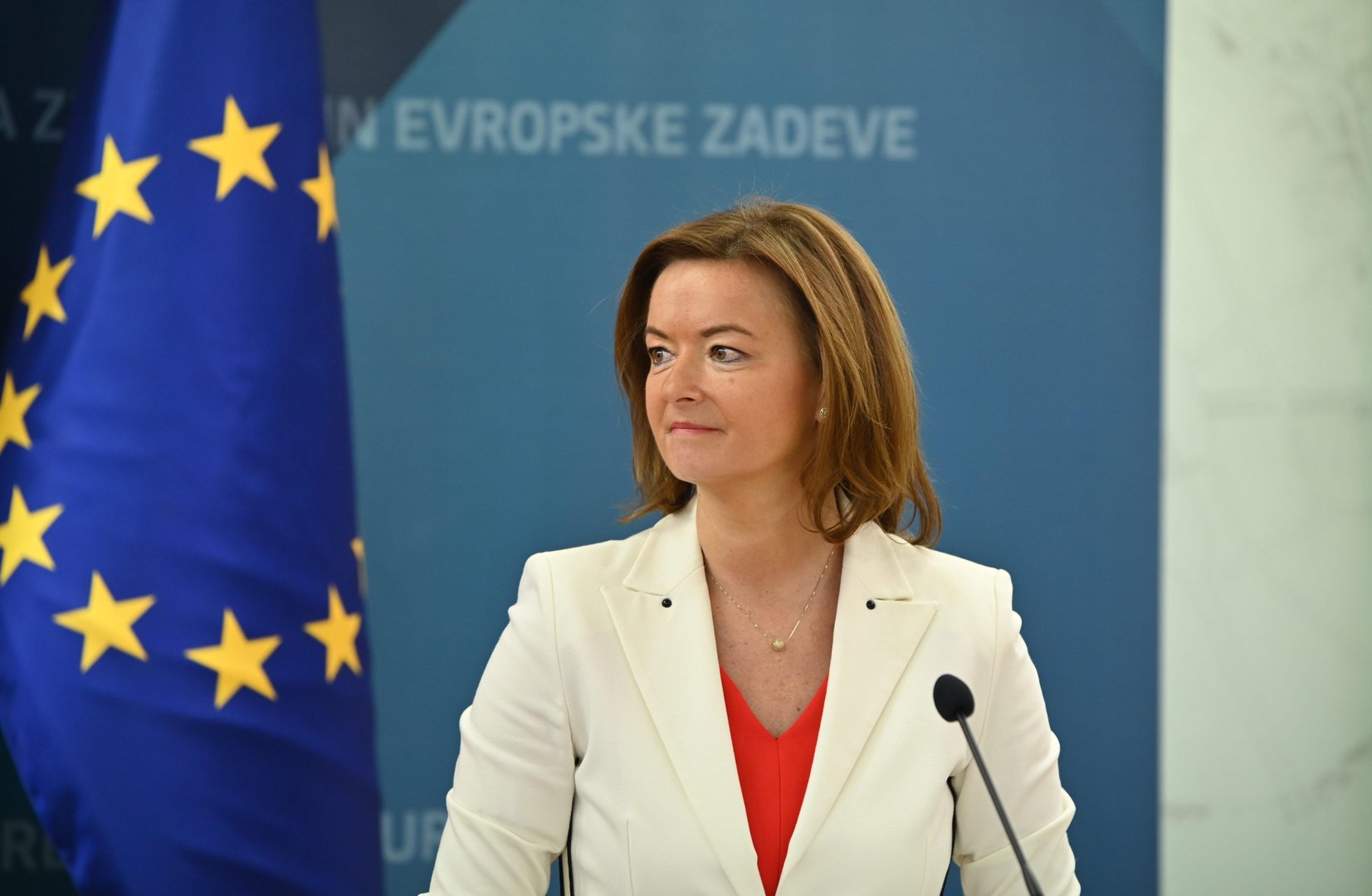 O čem je Robert Golob govoril z Volodimirjem Zelenskim, ki se je slovenskemu premierju zahvalil ...