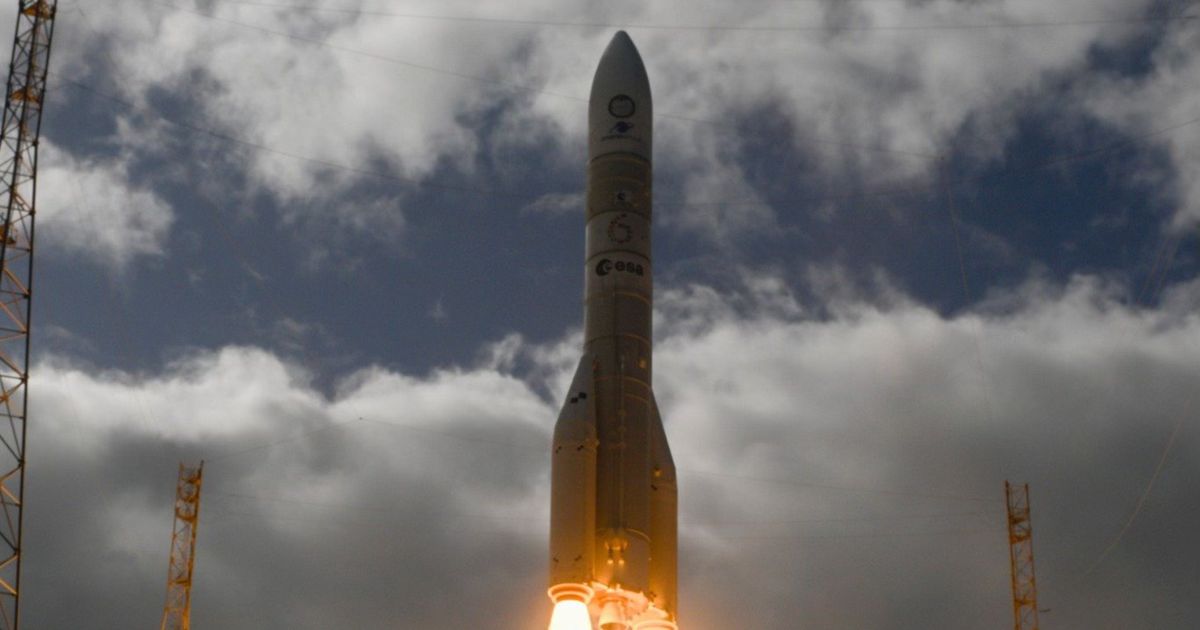 Evropa uspešno izstrelila raketo v vesolje (njen sestavni del tudi ...