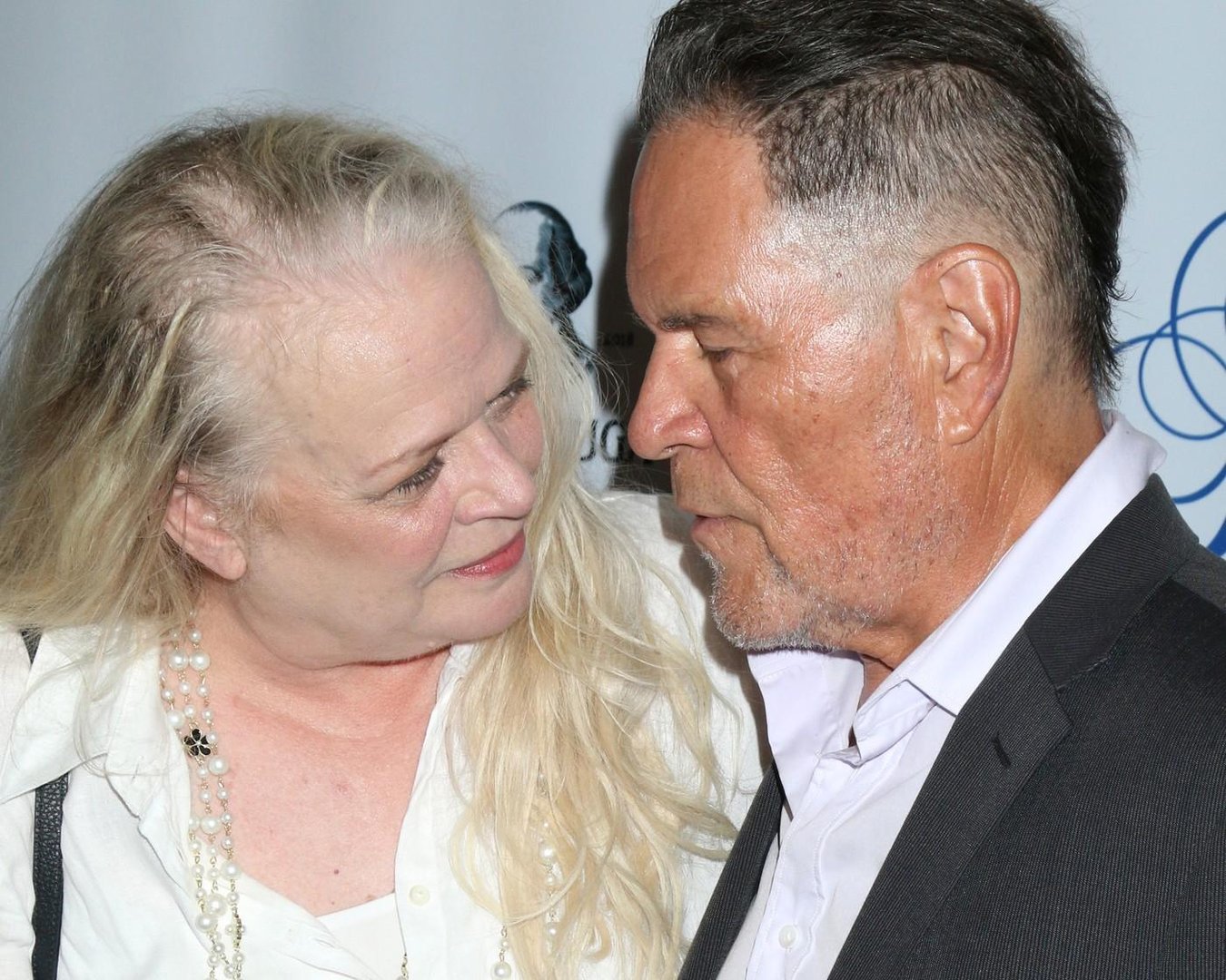 Objavljene najnovejše fotografije Eden in Cruza iz Santa Barbare ...