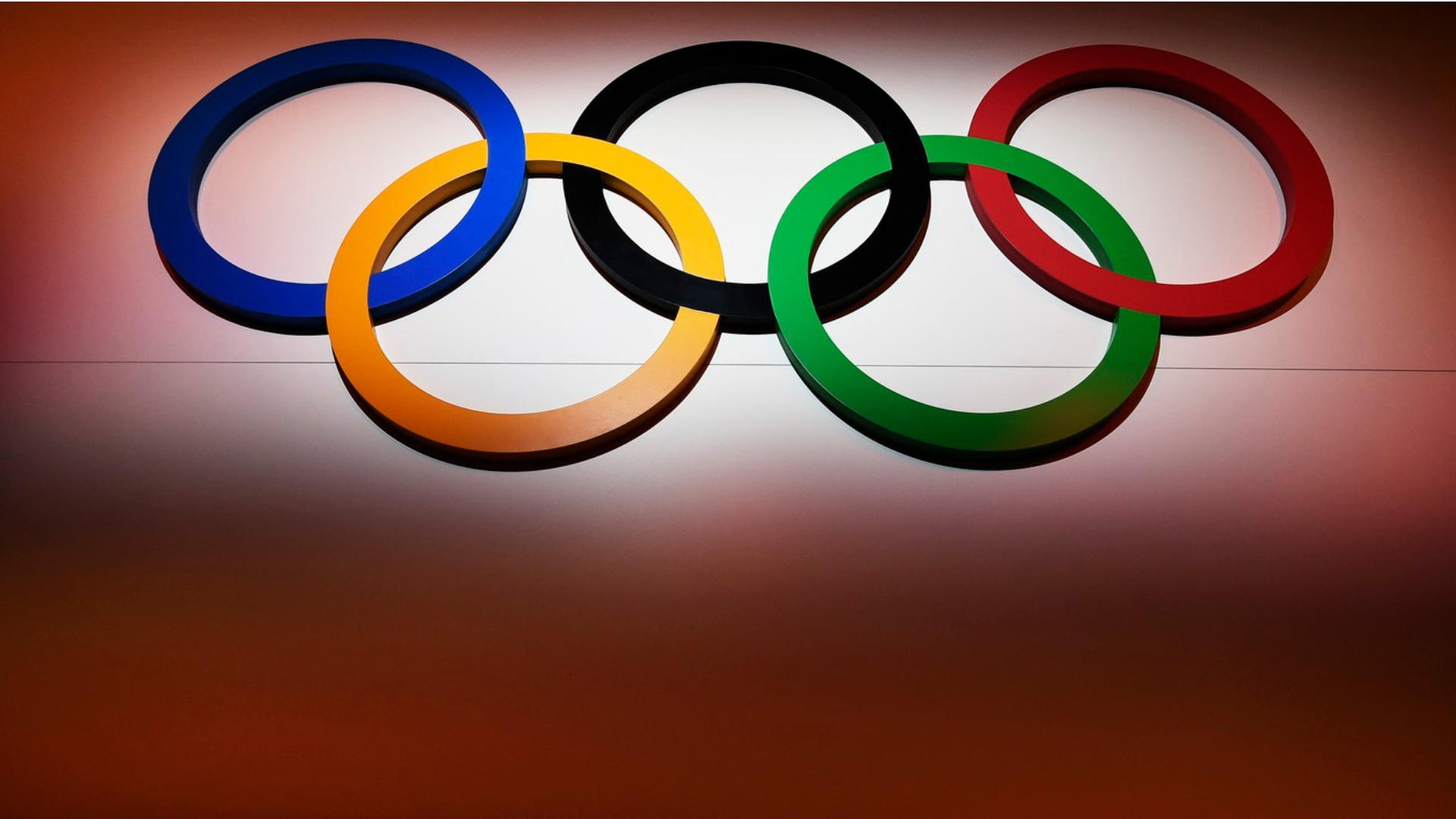 Potomci Gustava Eiffla besni zaradi podobe stolpa (odšli bodo tudi na ...