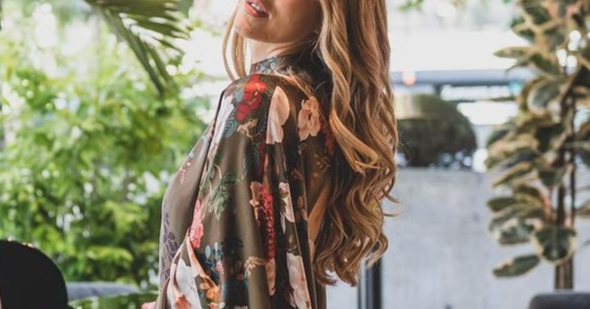 Znana slovenska pevka končno razkrila, kdo je oče njenega otroka ...