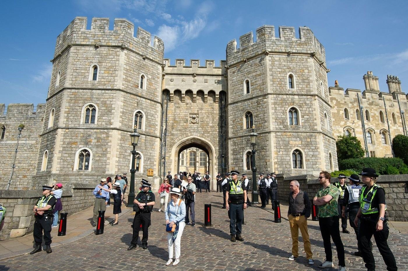 Kaj se je dogajalo za zaprtimi vrati dvorca Windsor: na srečanje prišla ...