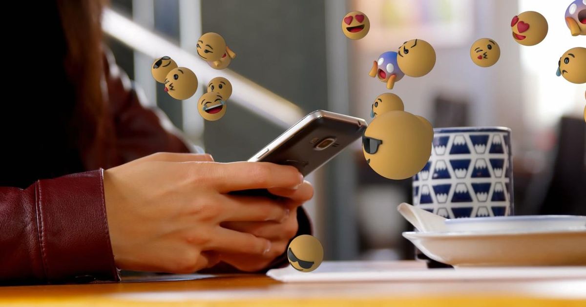 Ste tudi vi takšni? Te emojije naj bi prevečkrat uporabljali ...