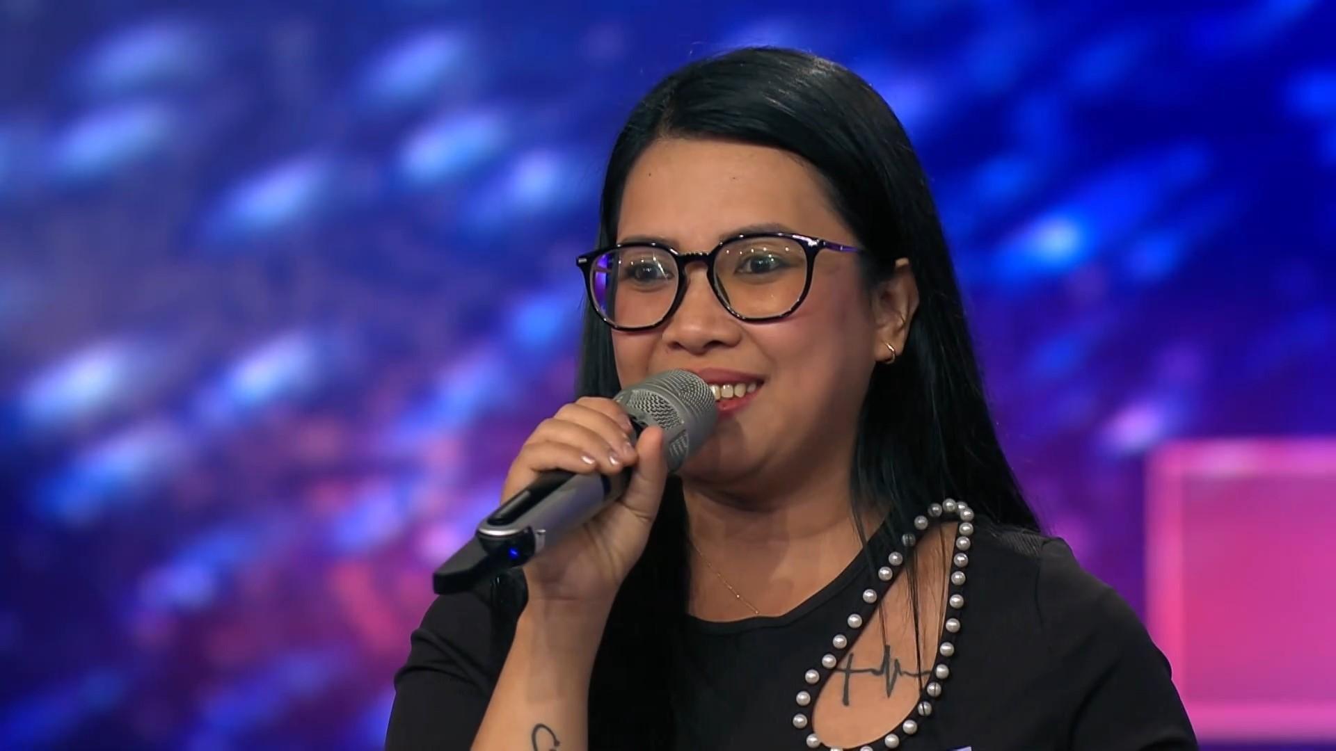 Filipinka Mary Joy na noge spravila občinstvo, številni tega od nje ...