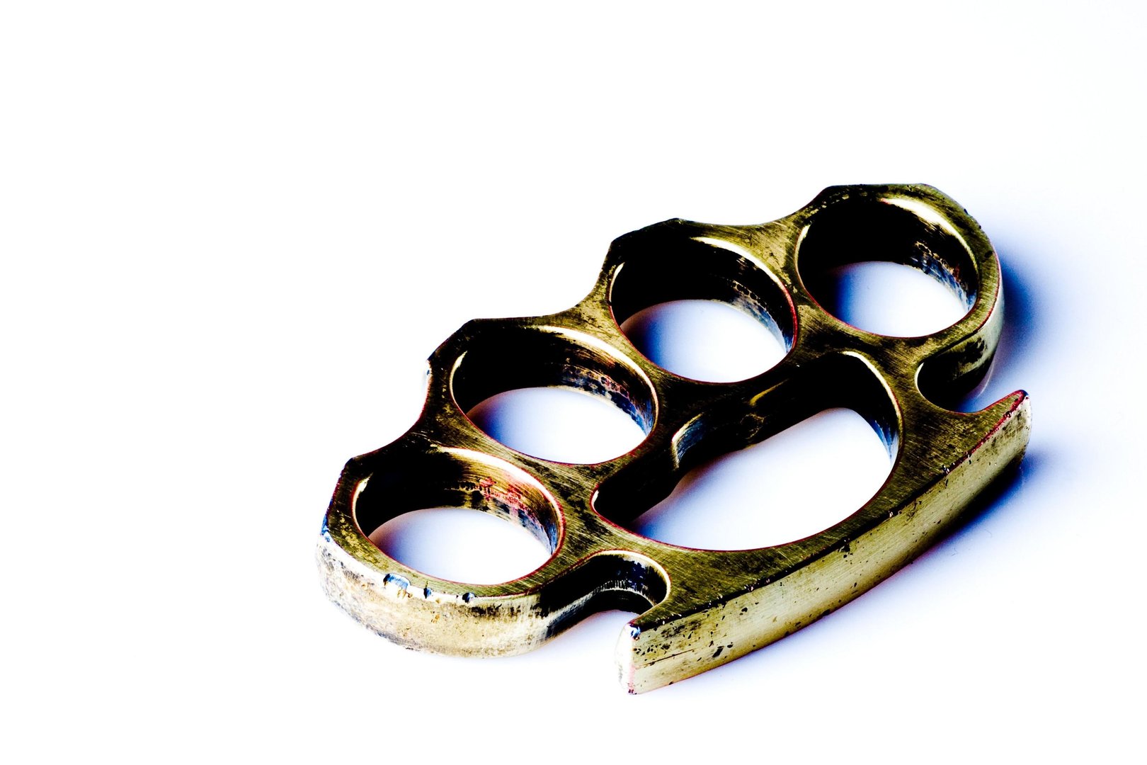 Murskosoboški policisti preprečevali medvrstniško nasilje: zasegli so ...