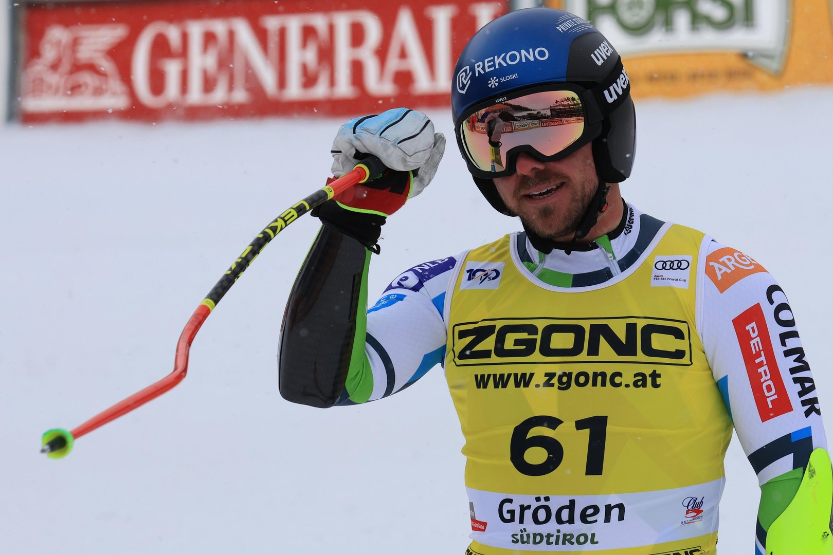 Izjemen dosežek: Miha Hrobat smukaško tekmo končal na stopničkah in postal prvi Slovenec, ki je ...