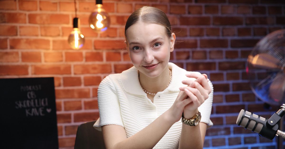 Pevka ANNA povsem iskreno o glasbeni karieri v Sloveniji: "Če ne vložiš v nekaj, ne bo nič" - Ob ...