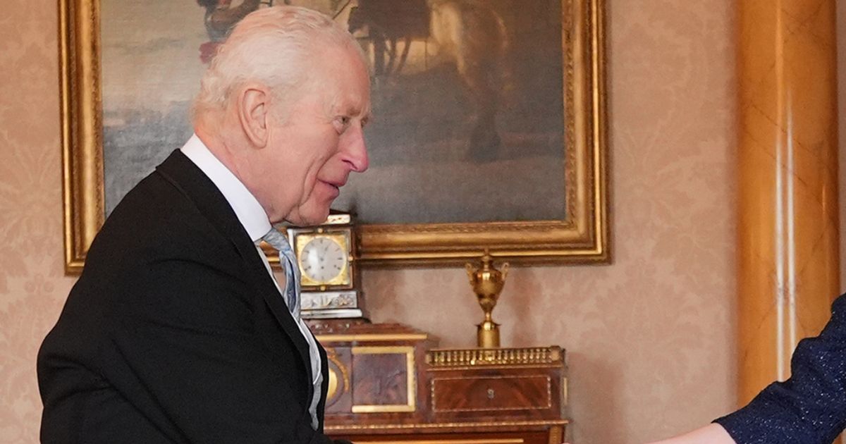 Ta Slovenka nas je presenetila: britanski kralj Karl III. se je osebno ...